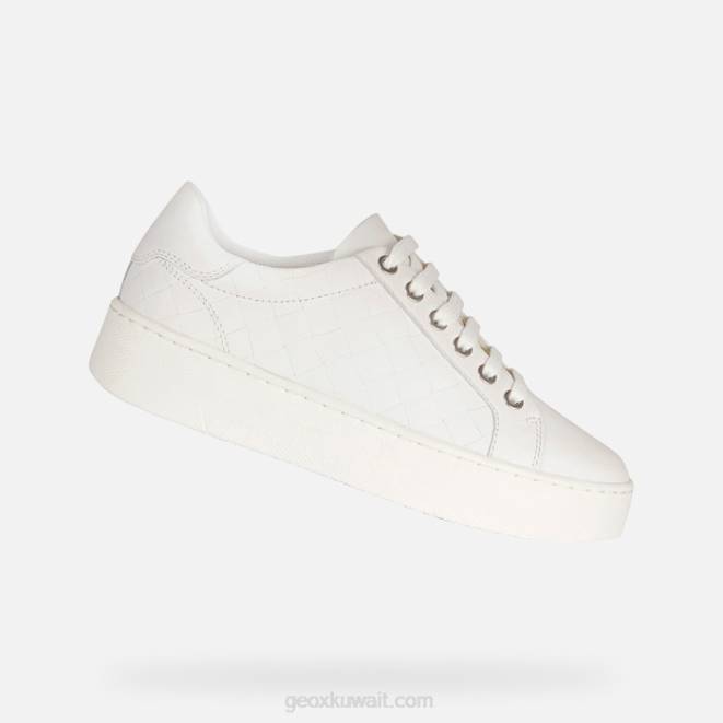 Geox kuwait سمعة قوية للعلامة التجارية